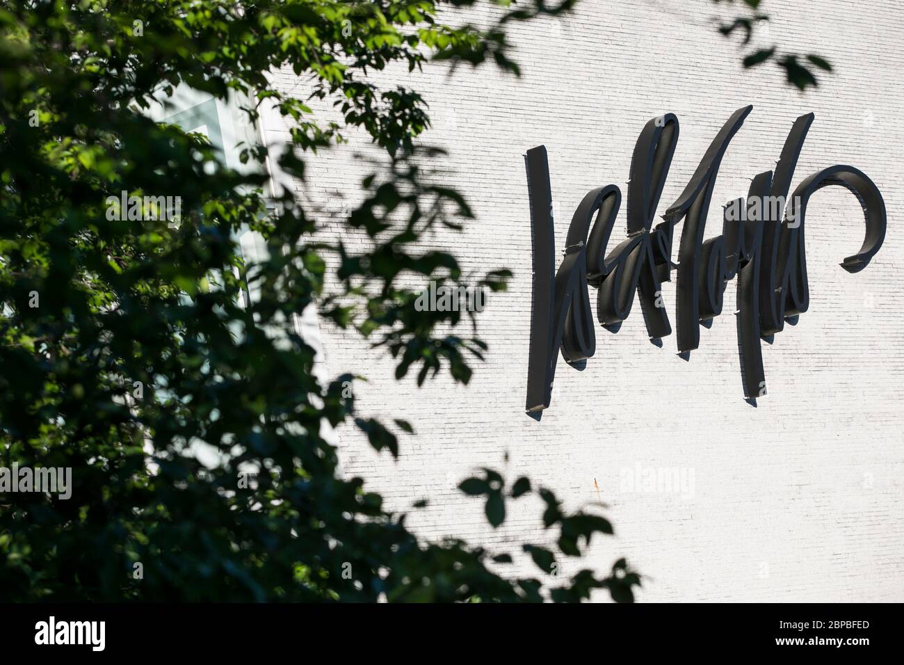 Lord and taylor sign hi-res stock photography and images - Alamy