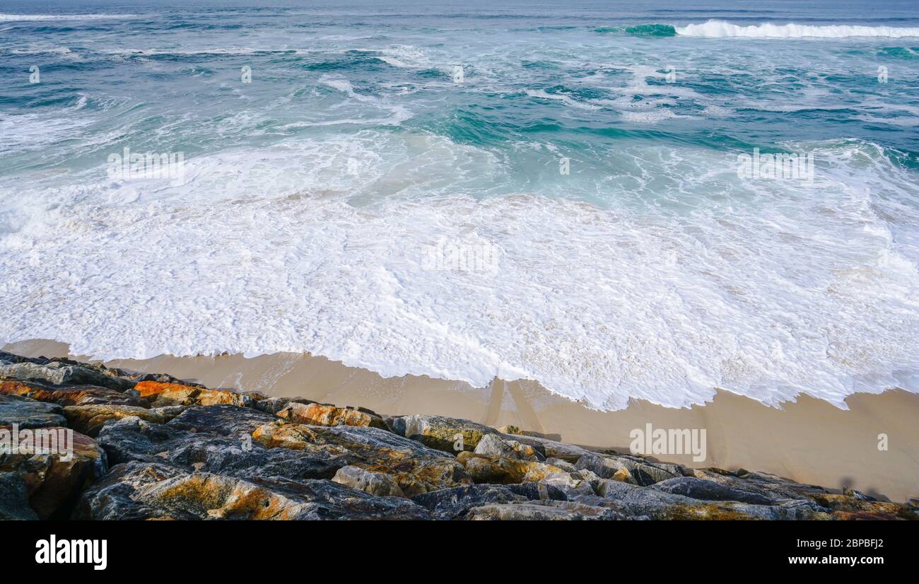 Small Breaking Waves High Resolution Stock Photography and Images - Alamy