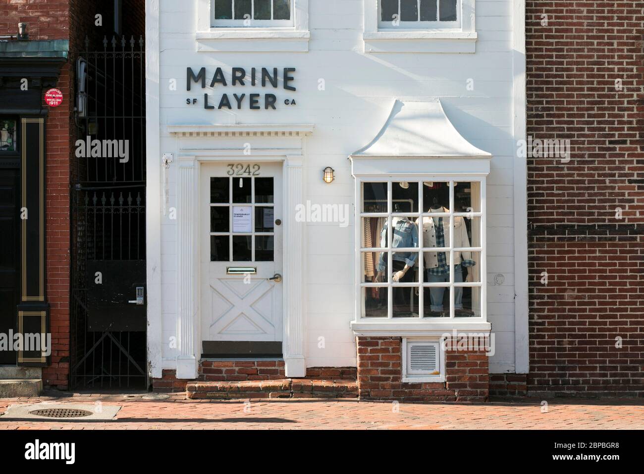 Marine logo hi-res stock photography and images - Alamy