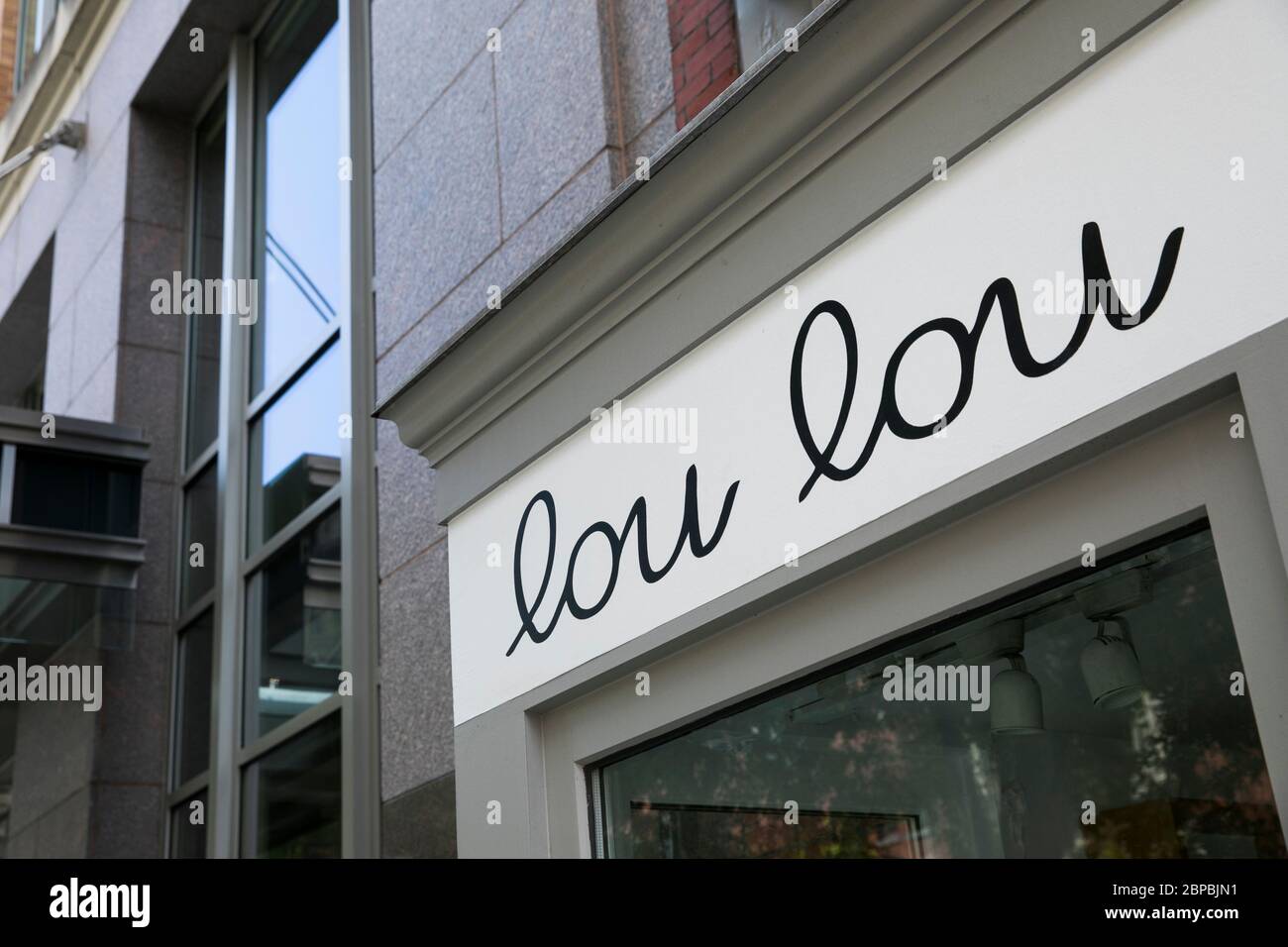 Lou lou hi-res stock photography and images - Alamy