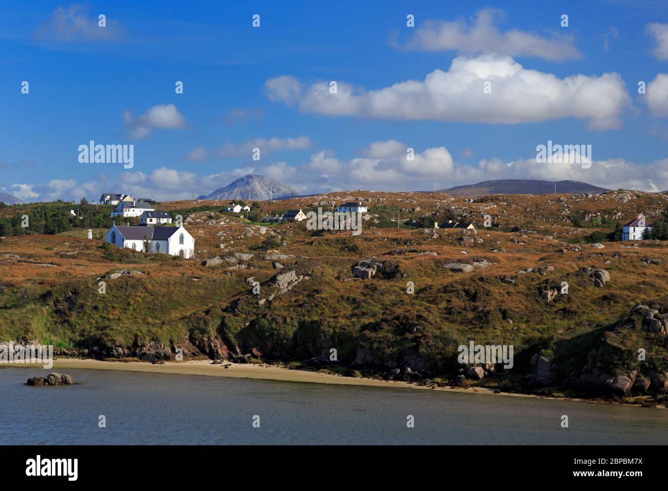 Mount Errigal from Cruit Island, Bunbeg, County Donegal, Ireland ...