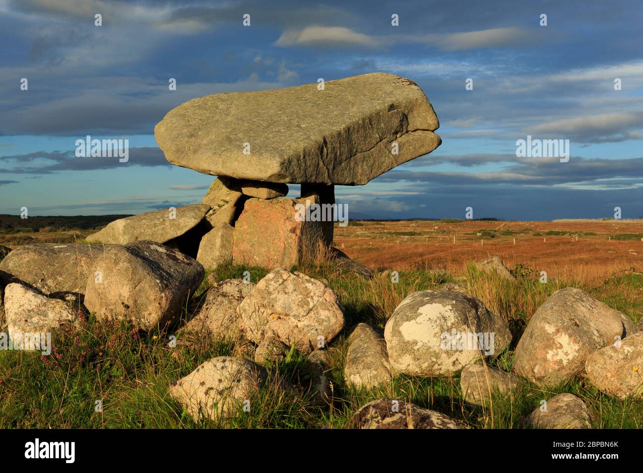 Kilclooney Dolmen, Kilclooney, County Donegal, Ireland, Europe Stock ...