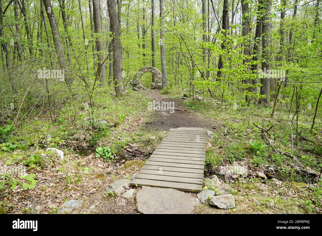 Pathway path structure hi-res stock photography and images - Alamy