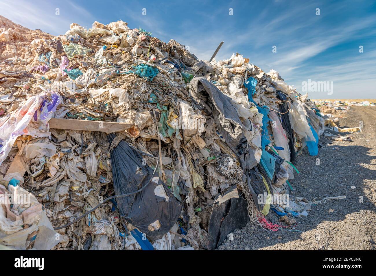 Waste Dump Pile Of Rubbish Landfill High Resolution Stock Photography ...