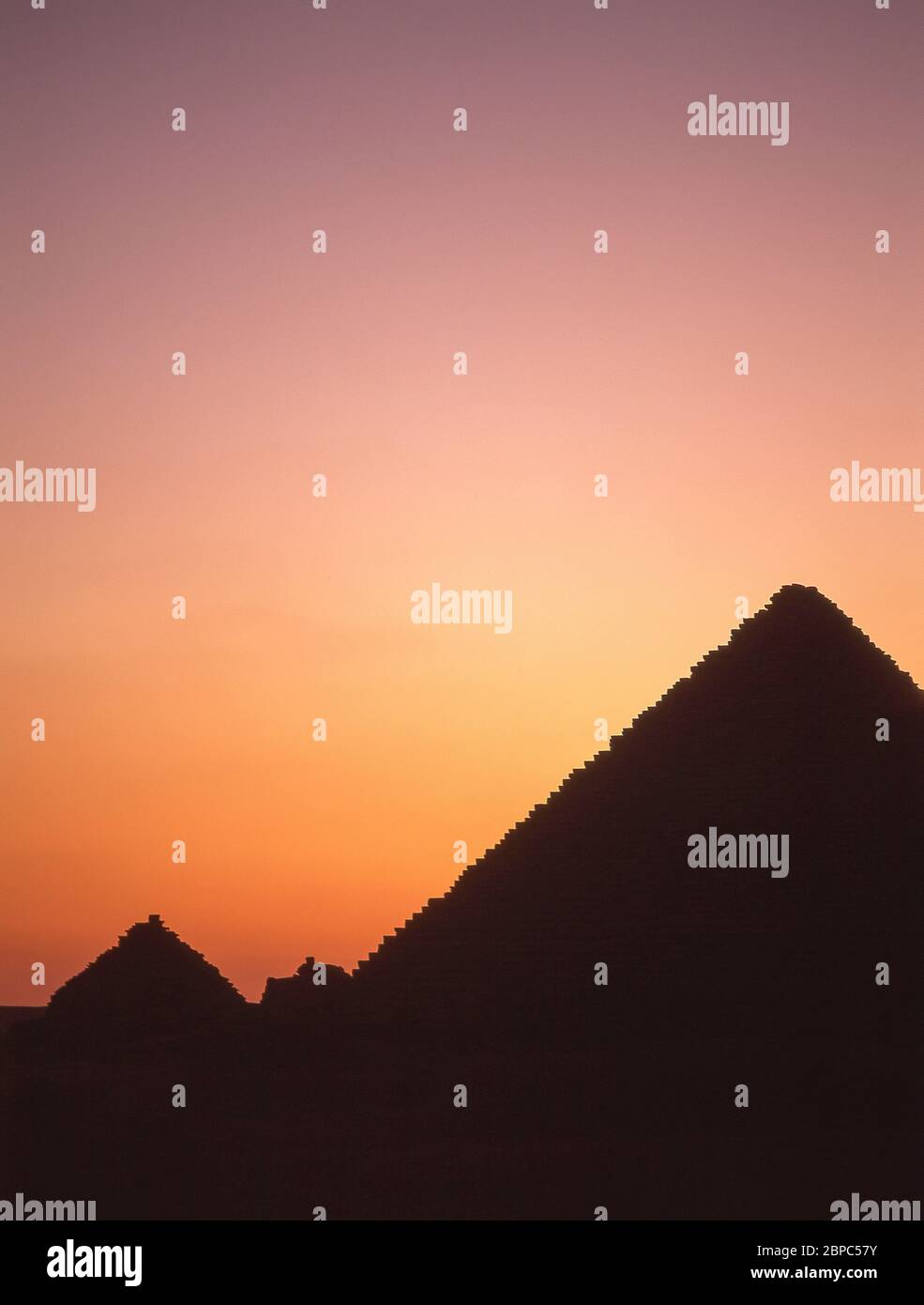 Pyramids of giza egypt sunset hi-res stock photography and images - Alamy