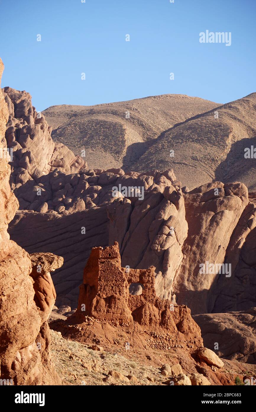 Hillside erosion house hi-res stock photography and images - Alamy