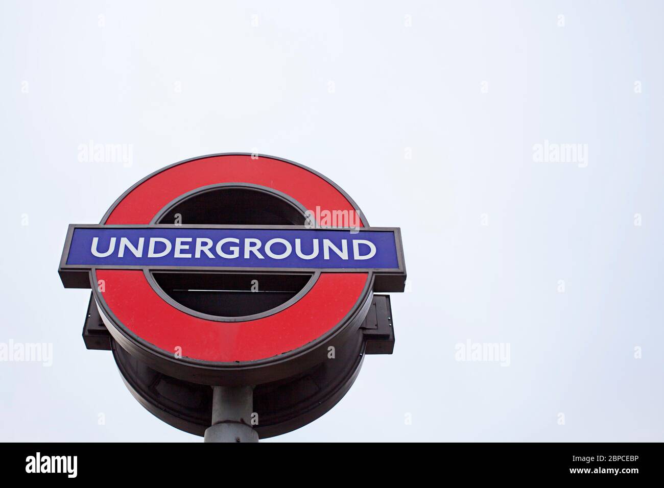 Londons iconic transport logo hi-res stock photography and images - Alamy