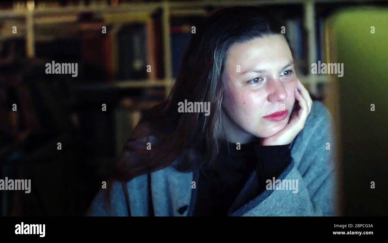 THE PAINTER AND THE THIEF, Barbora Kysilkova, 2019. © Neon / Courtesy ...