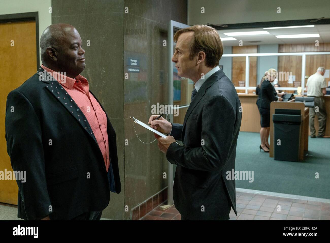 Lavell Crawford as Huell Babineux, Bob Odenkirk as Jimmy McGill, Rhea ...