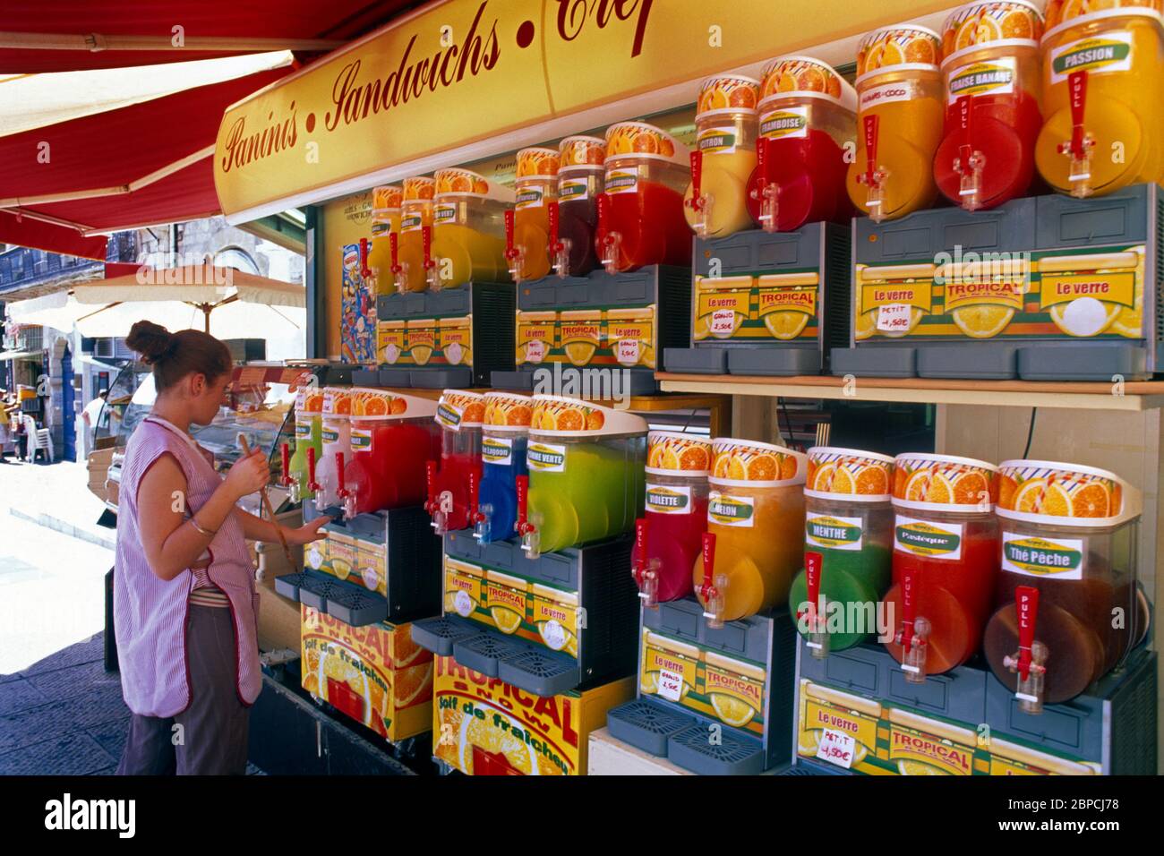 Frozen ice shop hi-res stock photography and images - Alamy