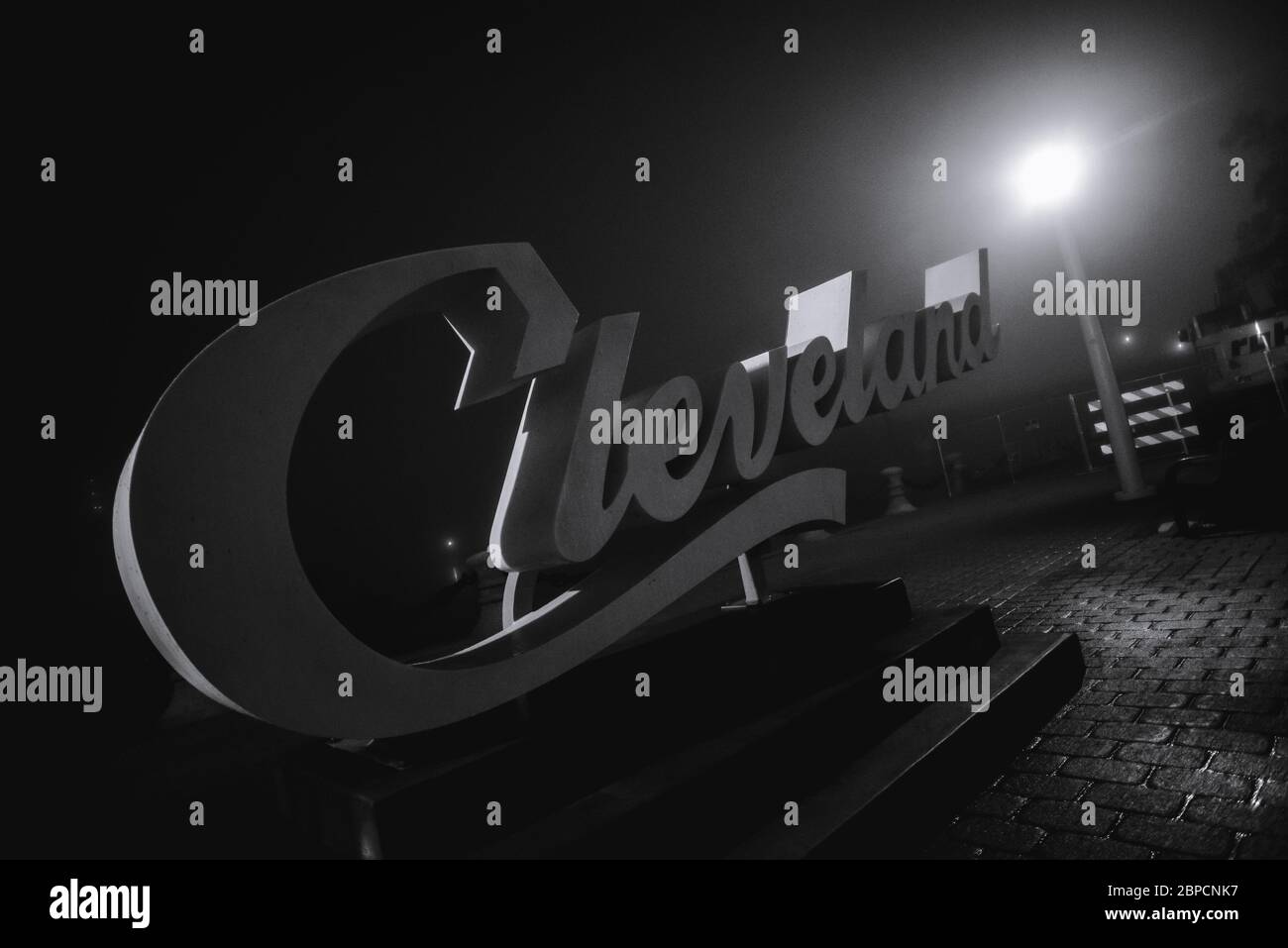 Cleveland Script Sign during heavy Fog Stock Photo - Alamy