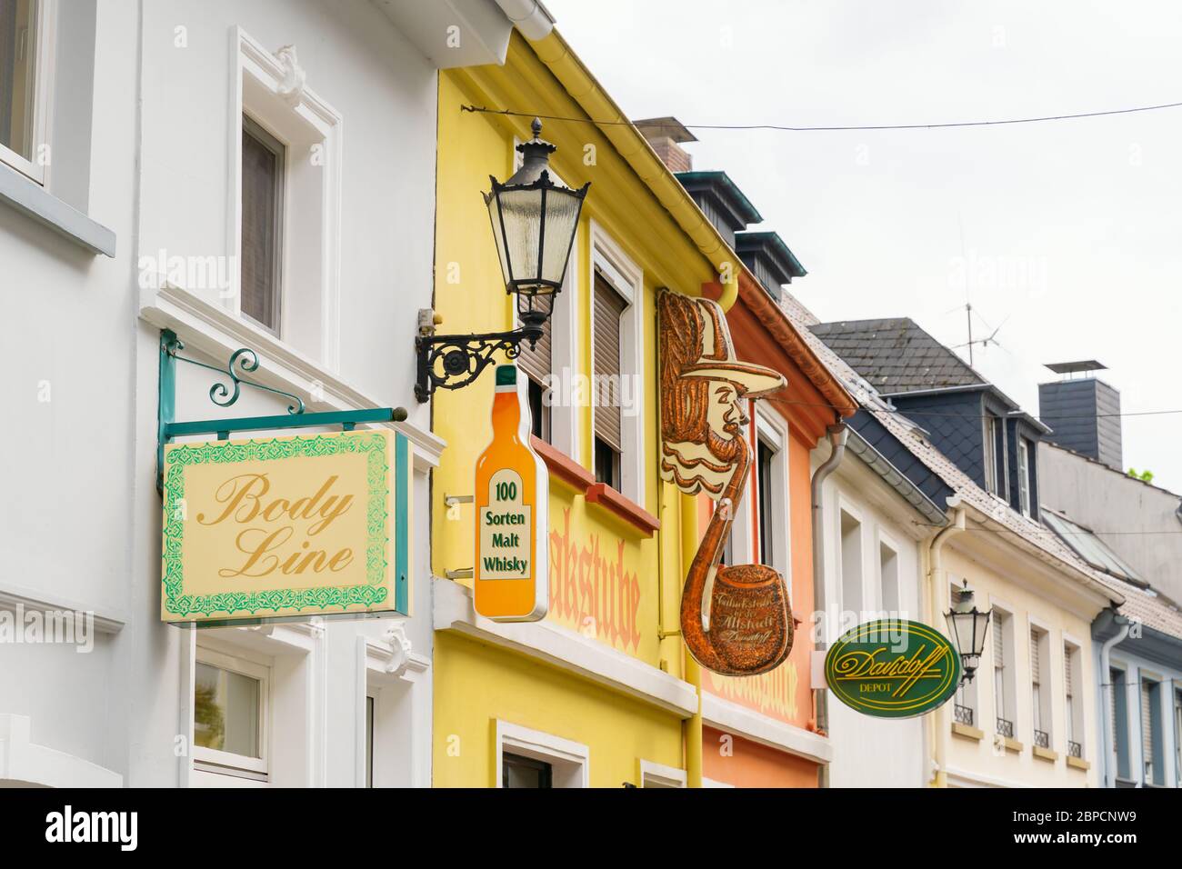 Old town of moers hi-res stock photography and images - Alamy