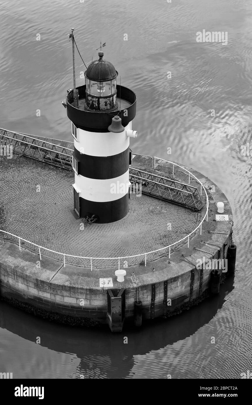North Wall Lighthouse, Alexandra Basin, Dublin Port, County Dublin ...