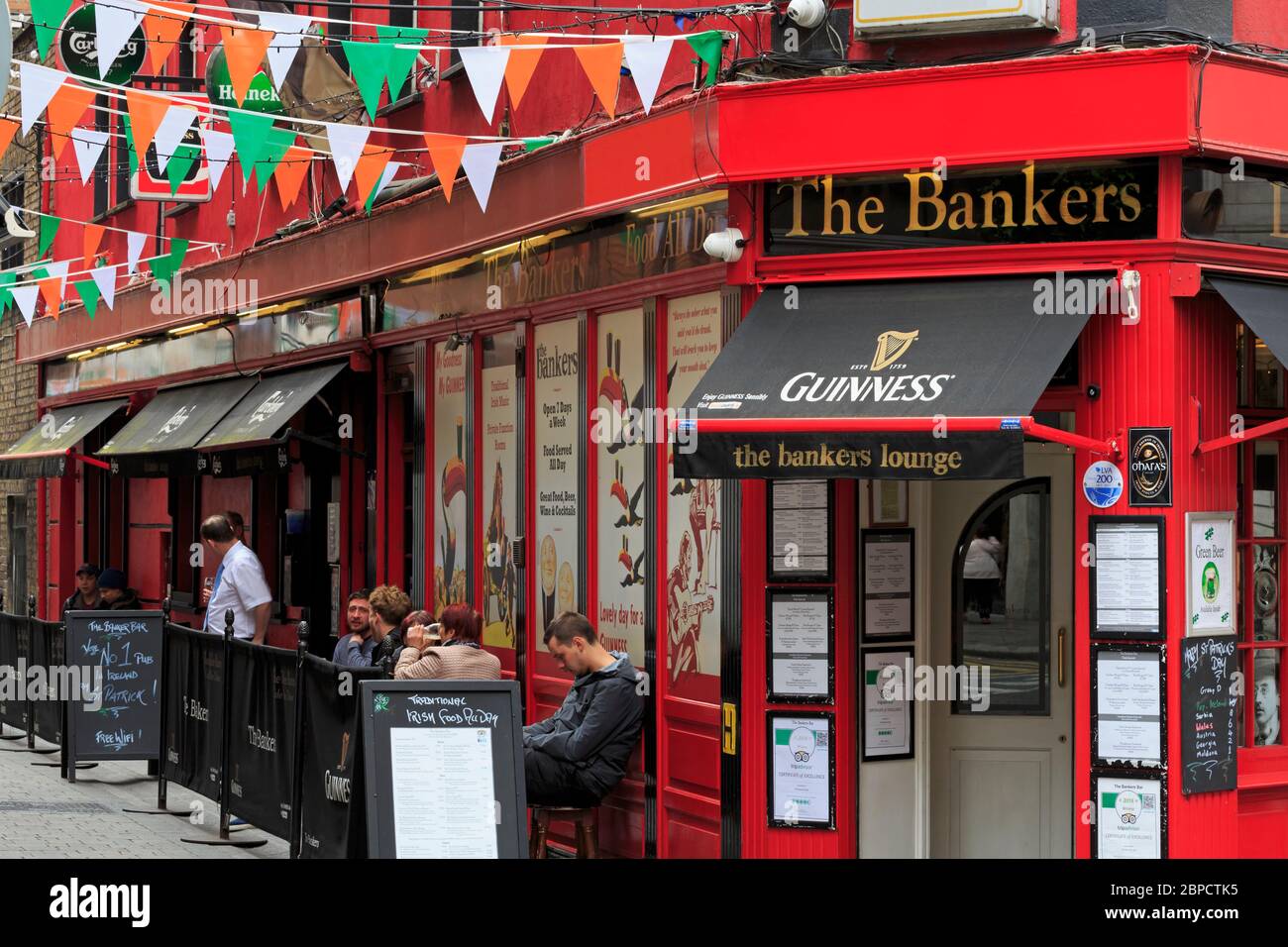 City centre bankers hi-res stock photography and images - Alamy