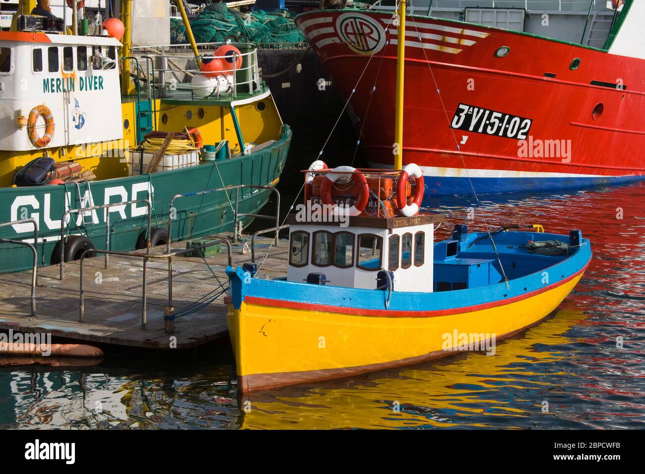 Dingle port hi-res stock photography and images - Alamy