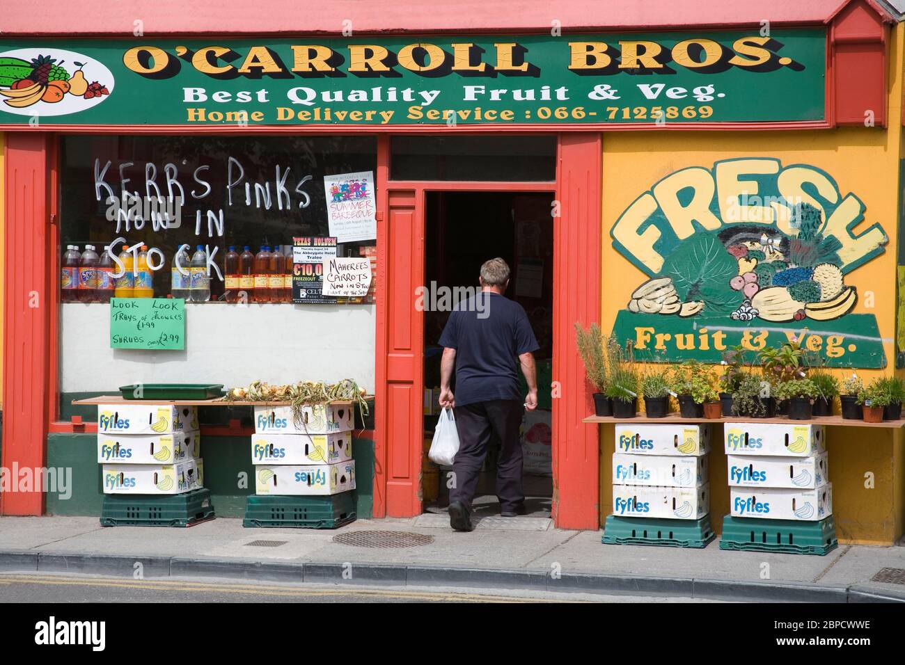 Vegetable Store in Tralee, County Kerry, Ireland Stock Photo - Alamy