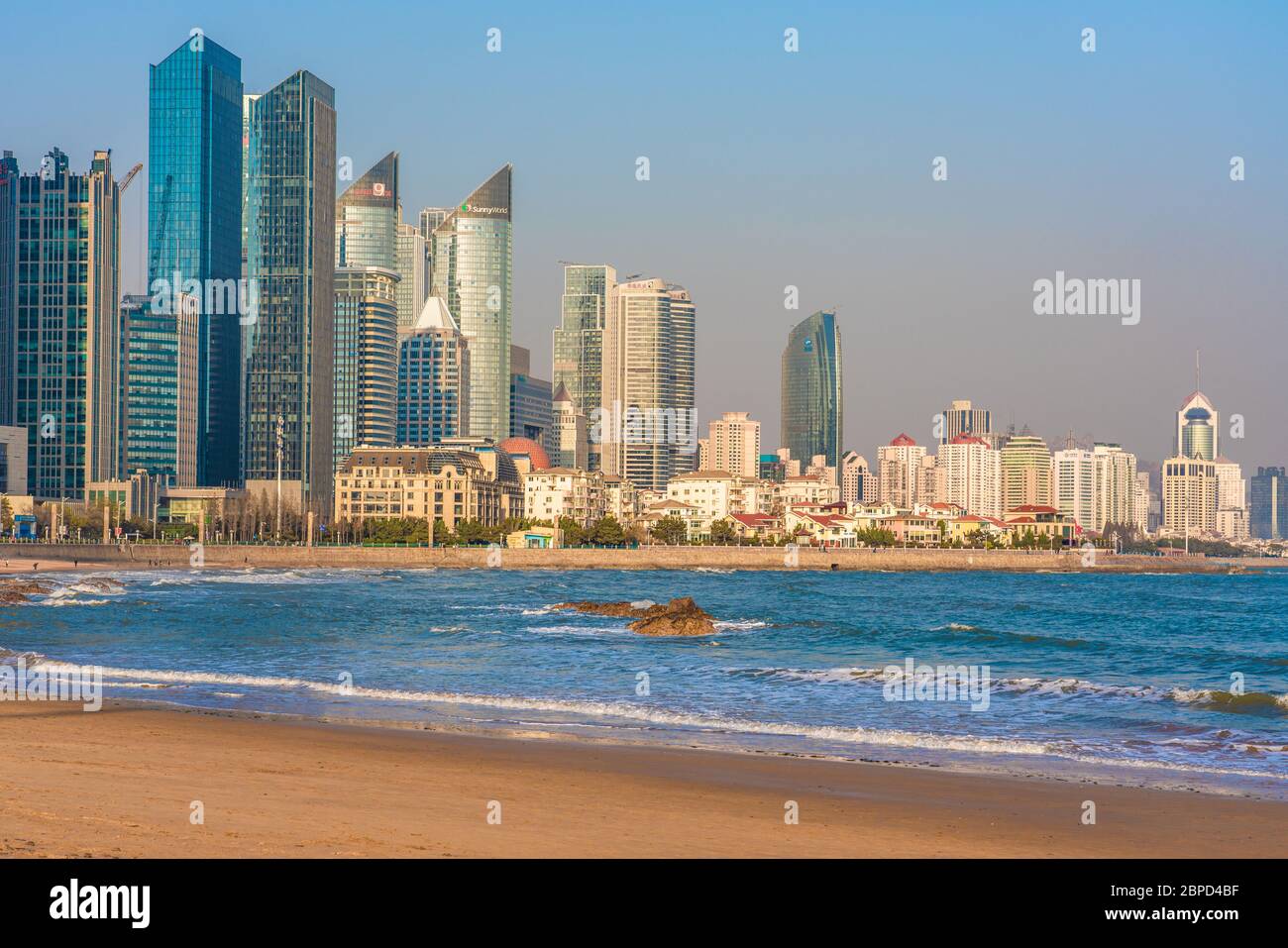Qingdao city night view hi-res stock photography and images - Alamy