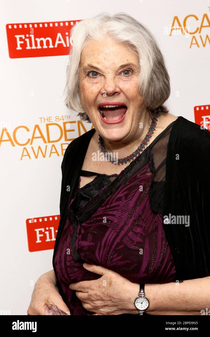 Lois smith hi-res stock photography and images - Alamy