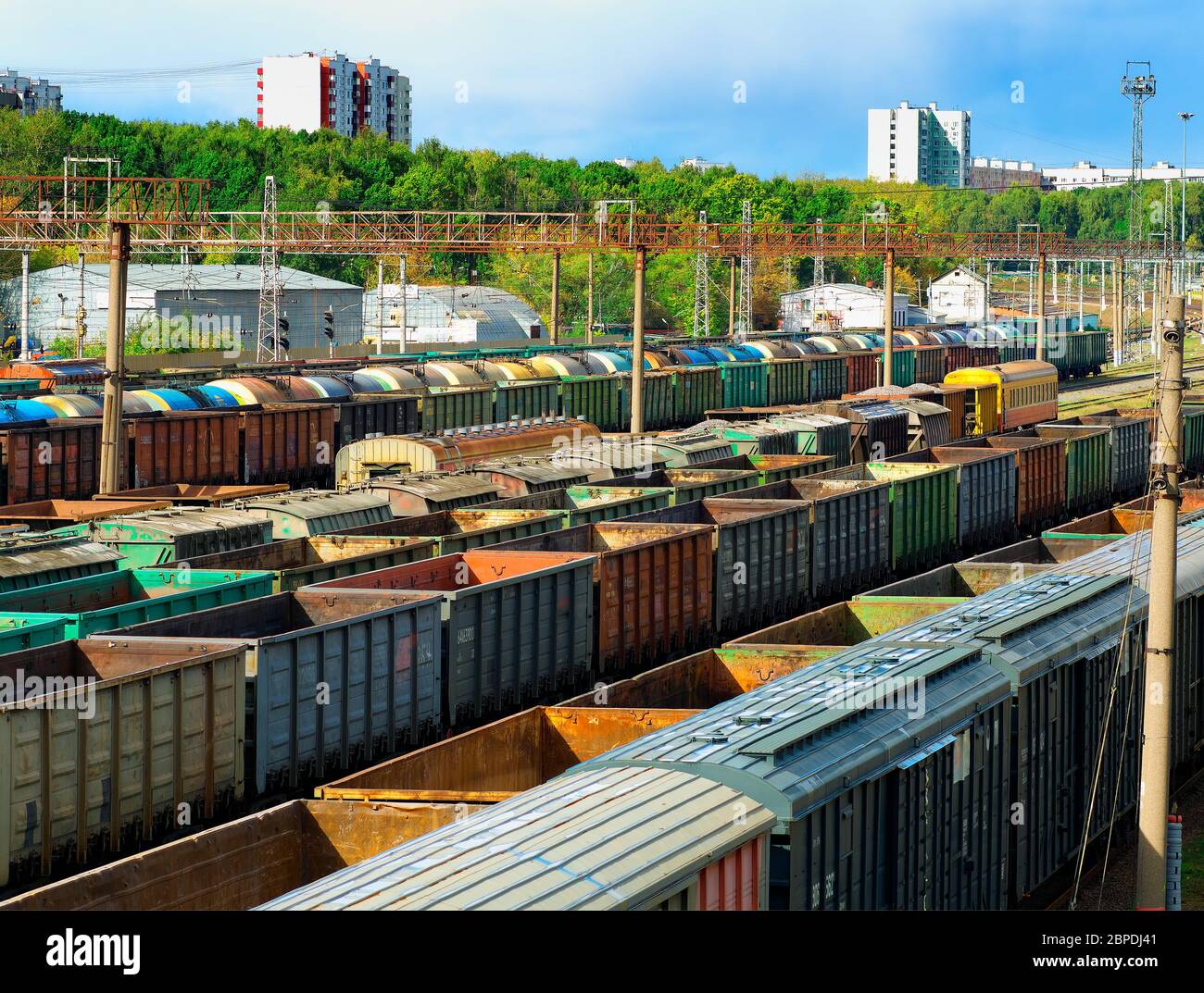 Rail wagon unloading hi-res stock photography and images - Alamy