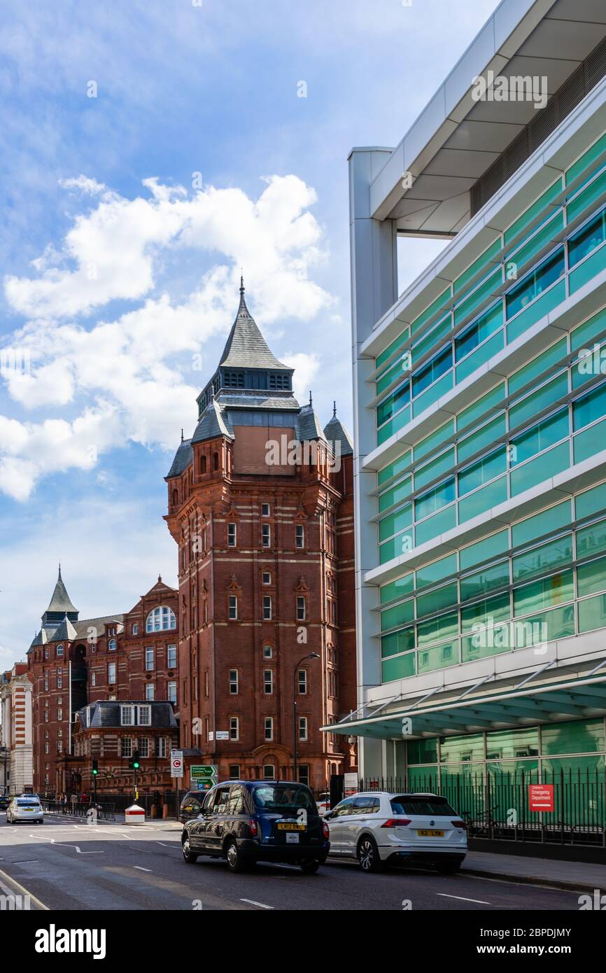 Cruciform building london hi-res stock photography and images - Alamy