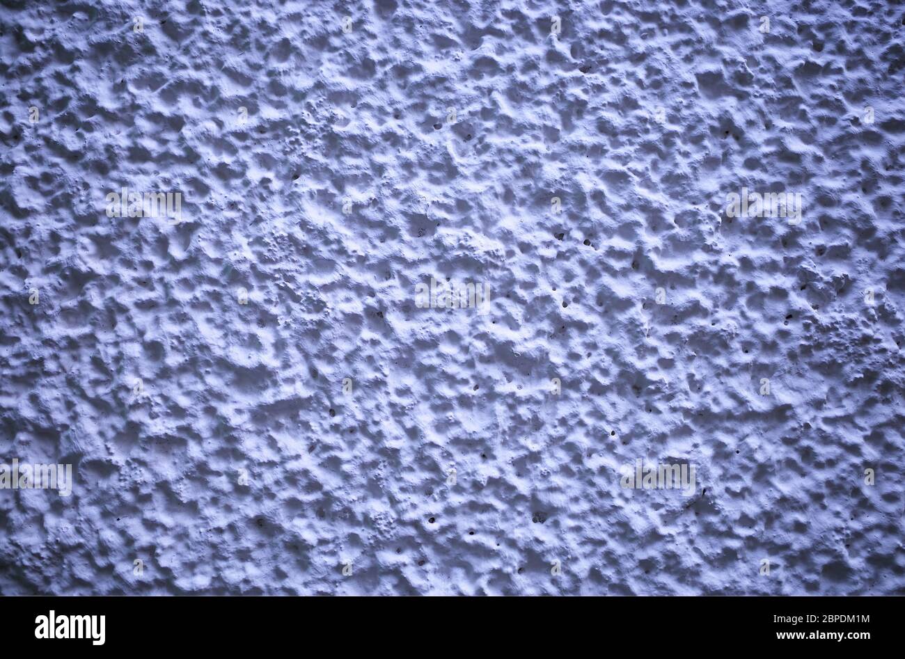 White bumpy concrete wall texture background Stock Photo - Alamy