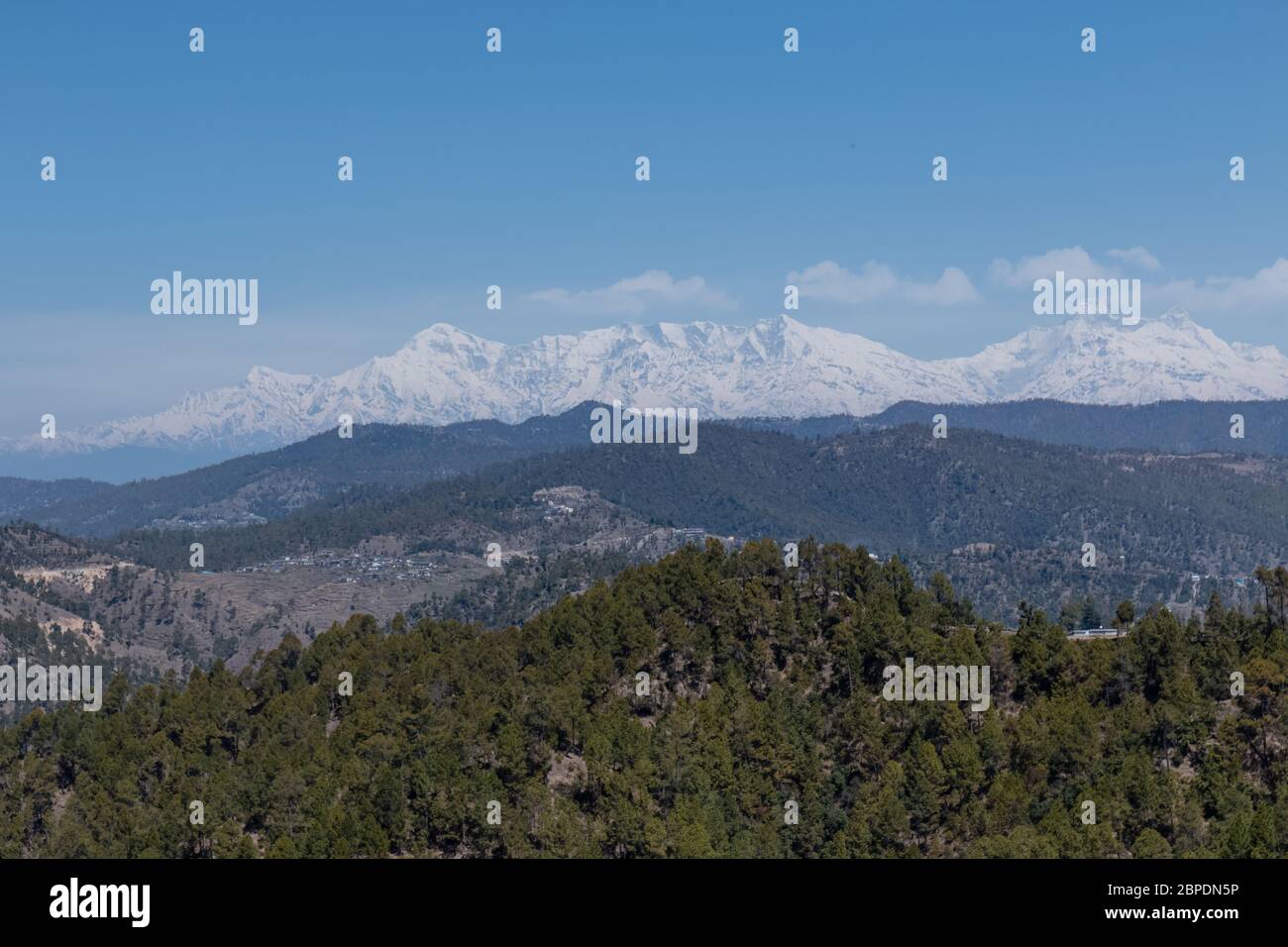 Mountaineering in uttarakhand hi-res stock photography and images - Alamy