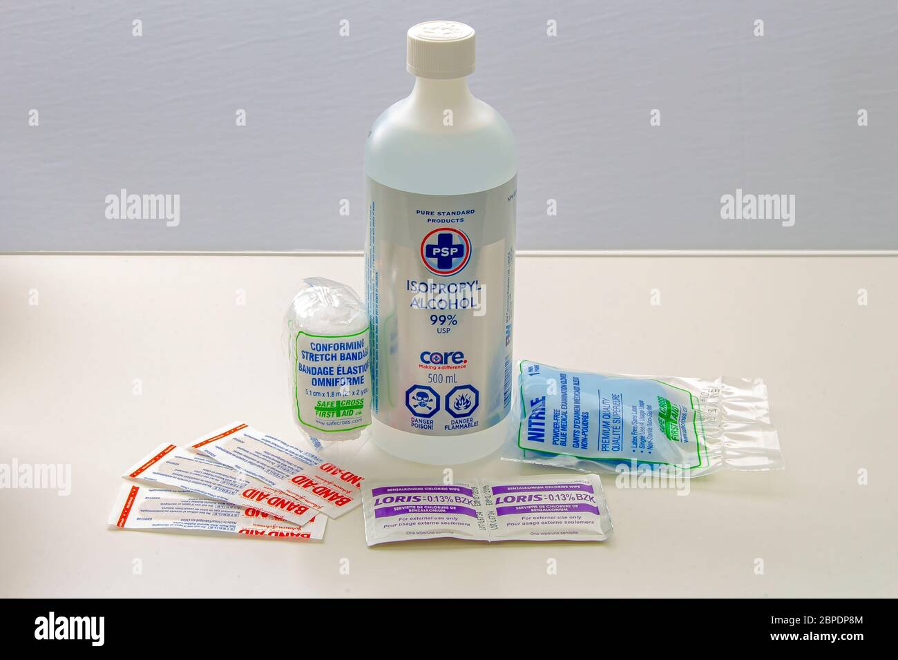 First aid kit items hi-res stock photography and images - Alamy