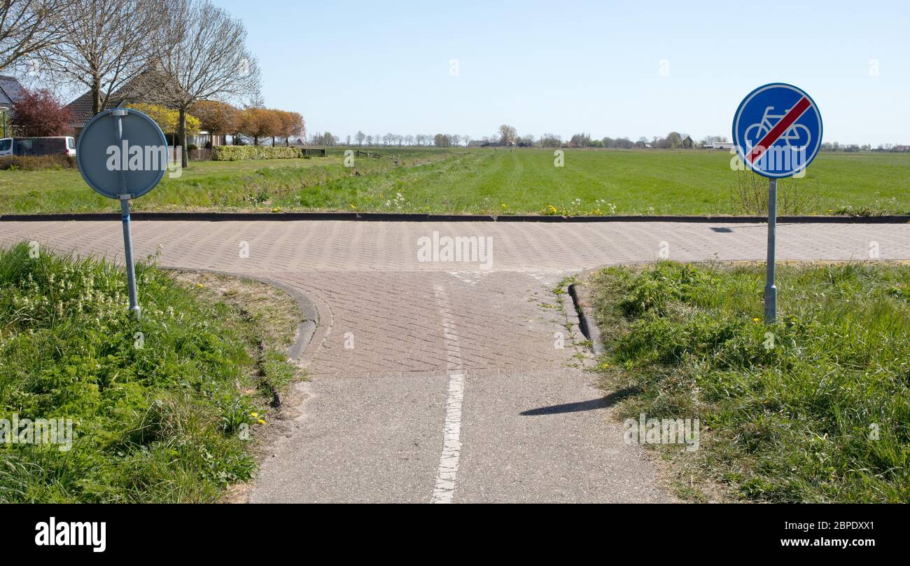 Cycle path allowed sign hi-res stock photography and images - Alamy
