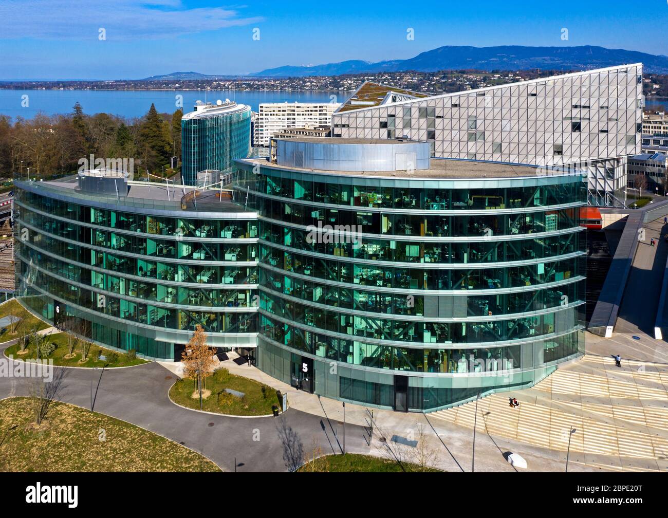 New buildings in the Secheron district in front of Lake Geneva, Geneva ...