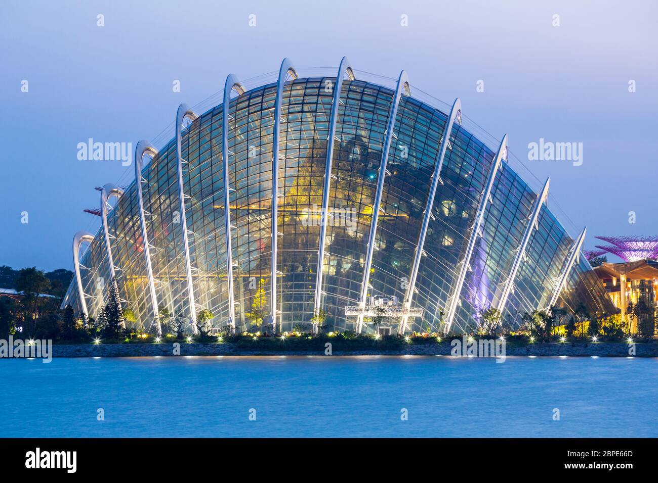 Glass Dome at Singapore Garden by the bay Stock Photo - Alamy