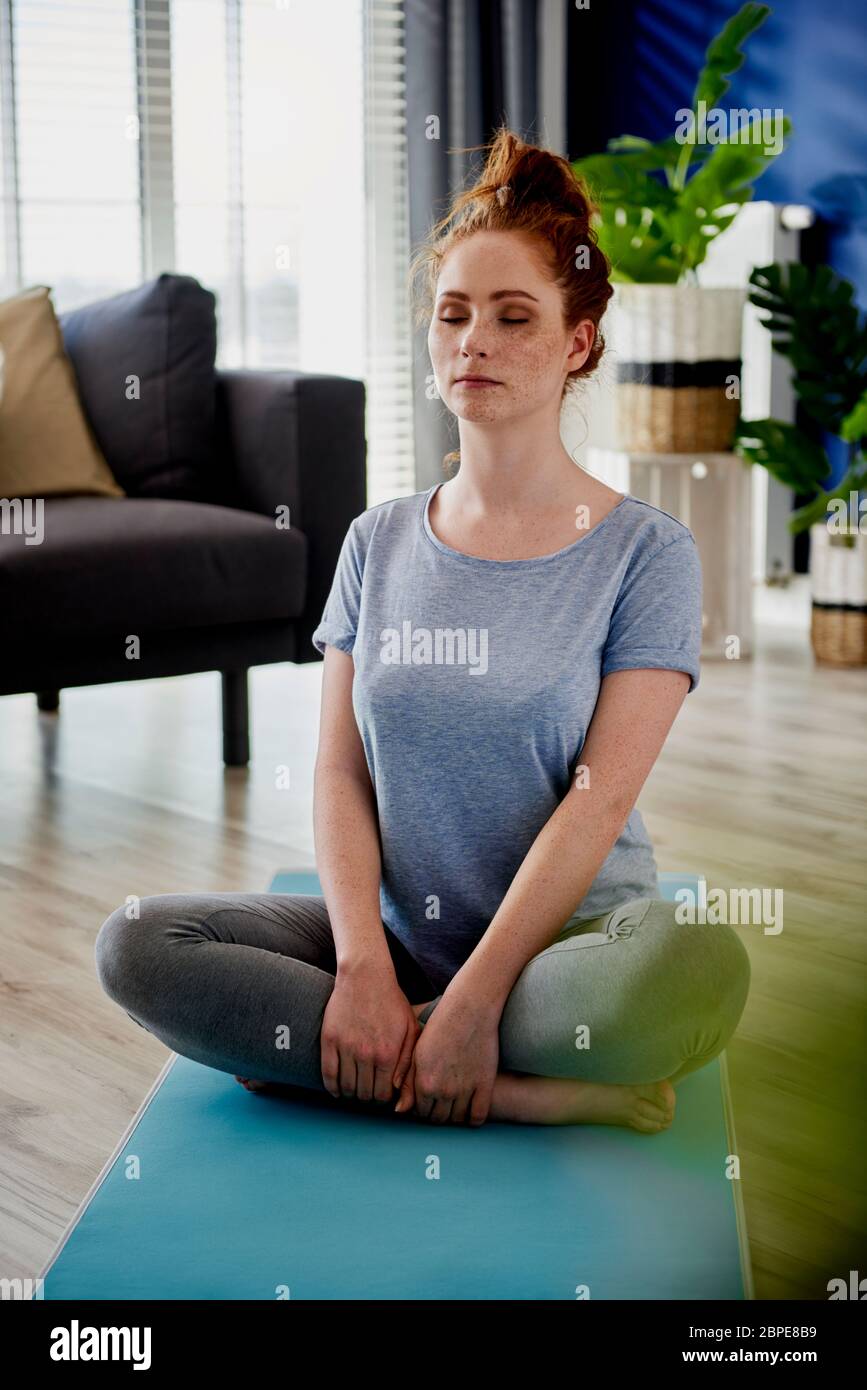 Wellbeing vertical hi-res stock photography and images - Alamy