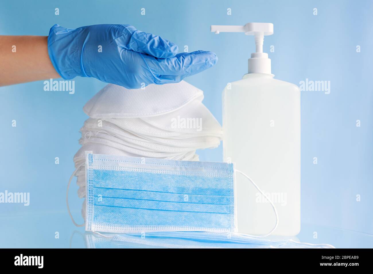 Prevent coronavirus. Medical mask, Medical protective masks n95 ...