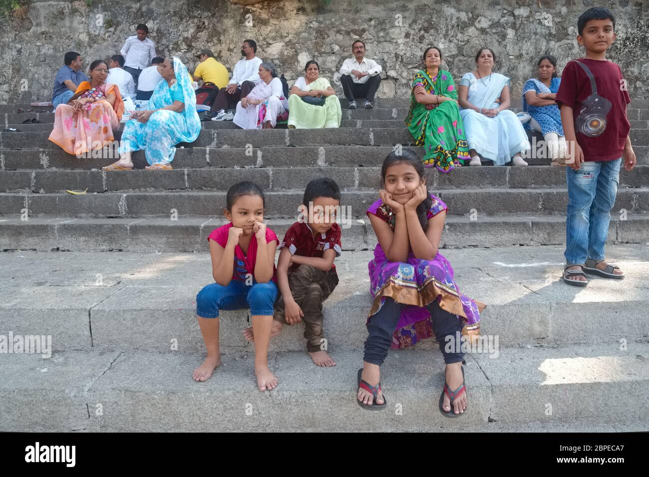 Hindu joint family hi-res stock photography and images - Alamy