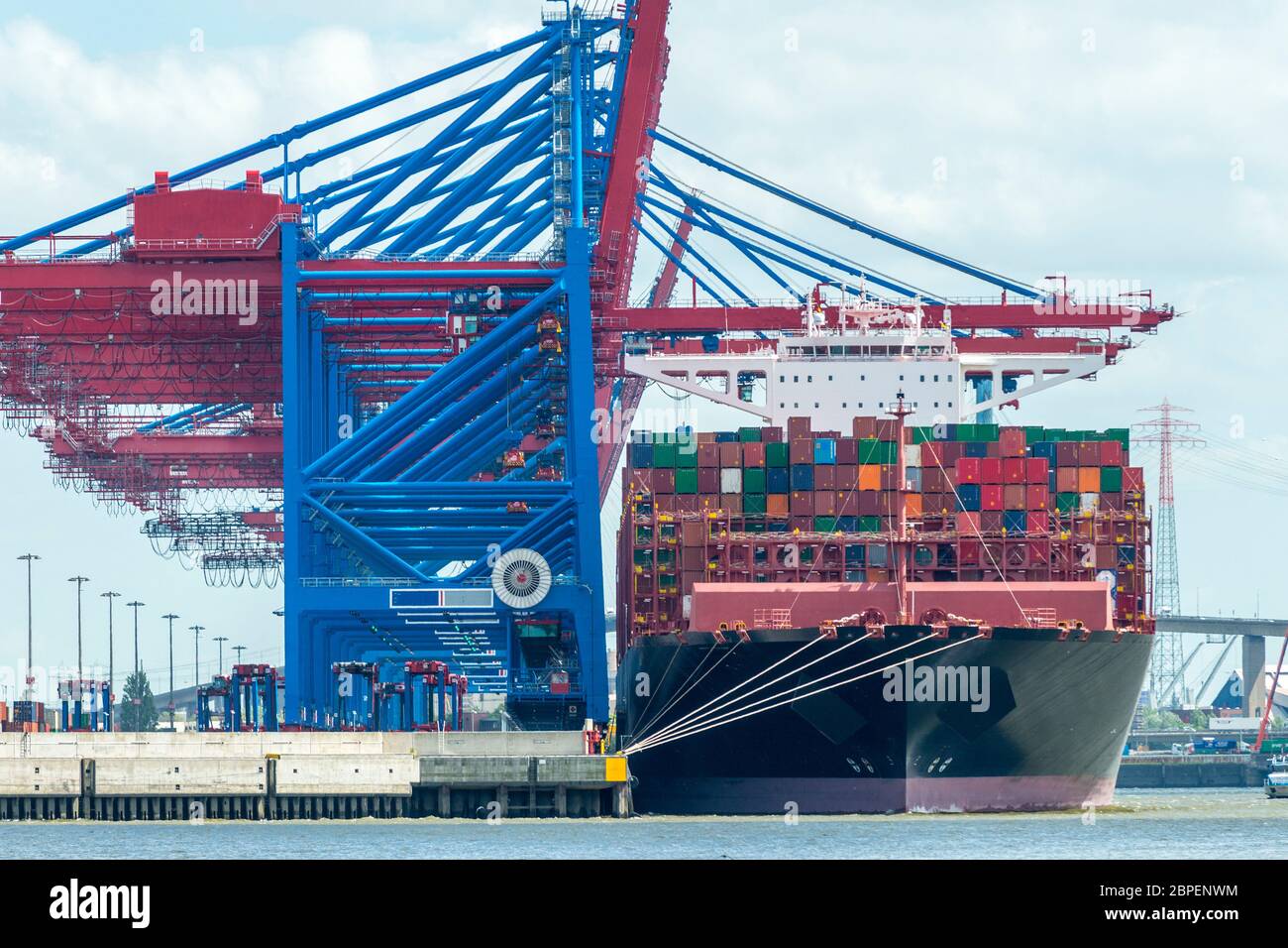 Containerterminal in Hamburg, Deutschland Stock Photo - Alamy