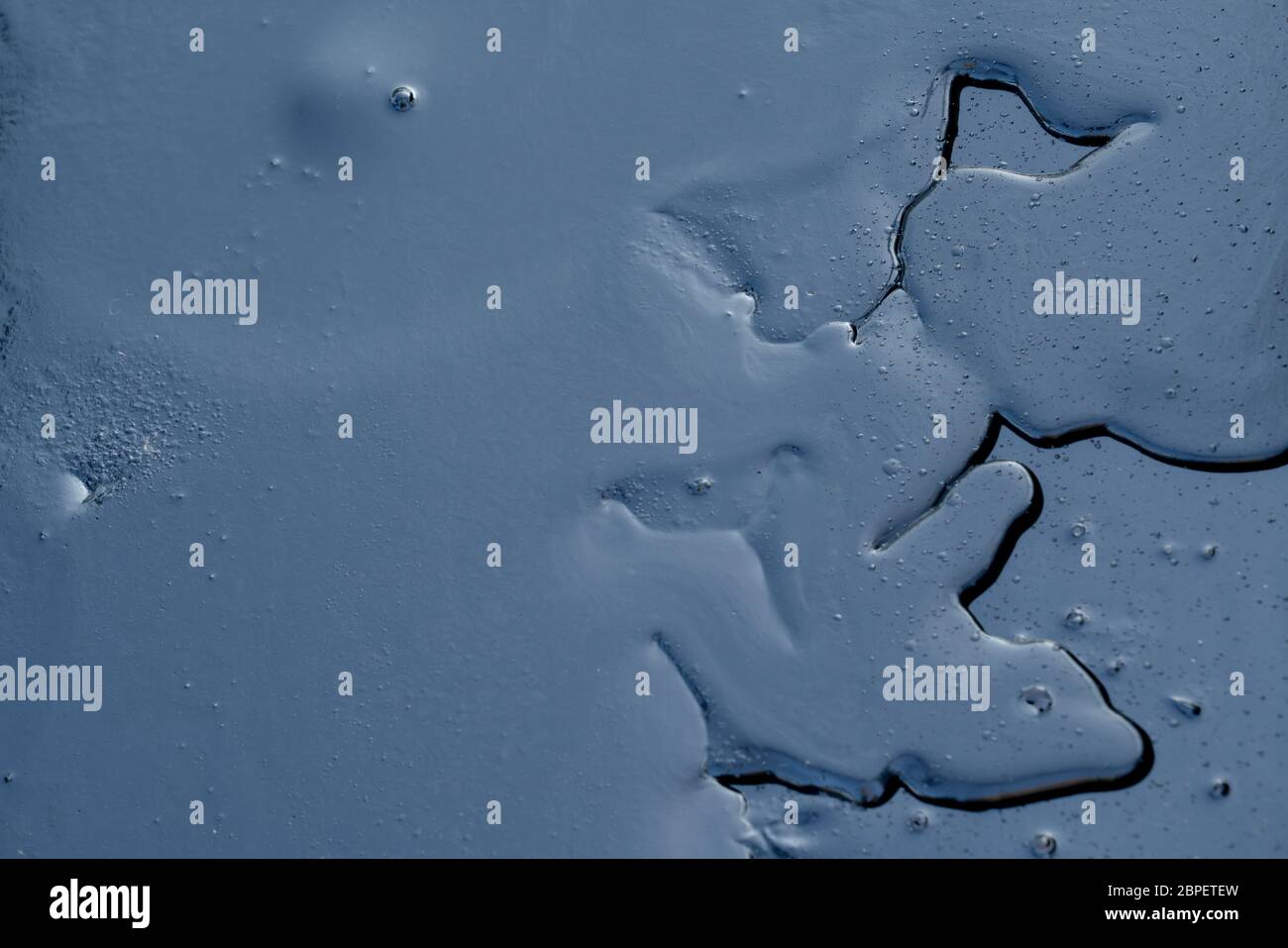 crude oil surface background textured Stock Photo - Alamy