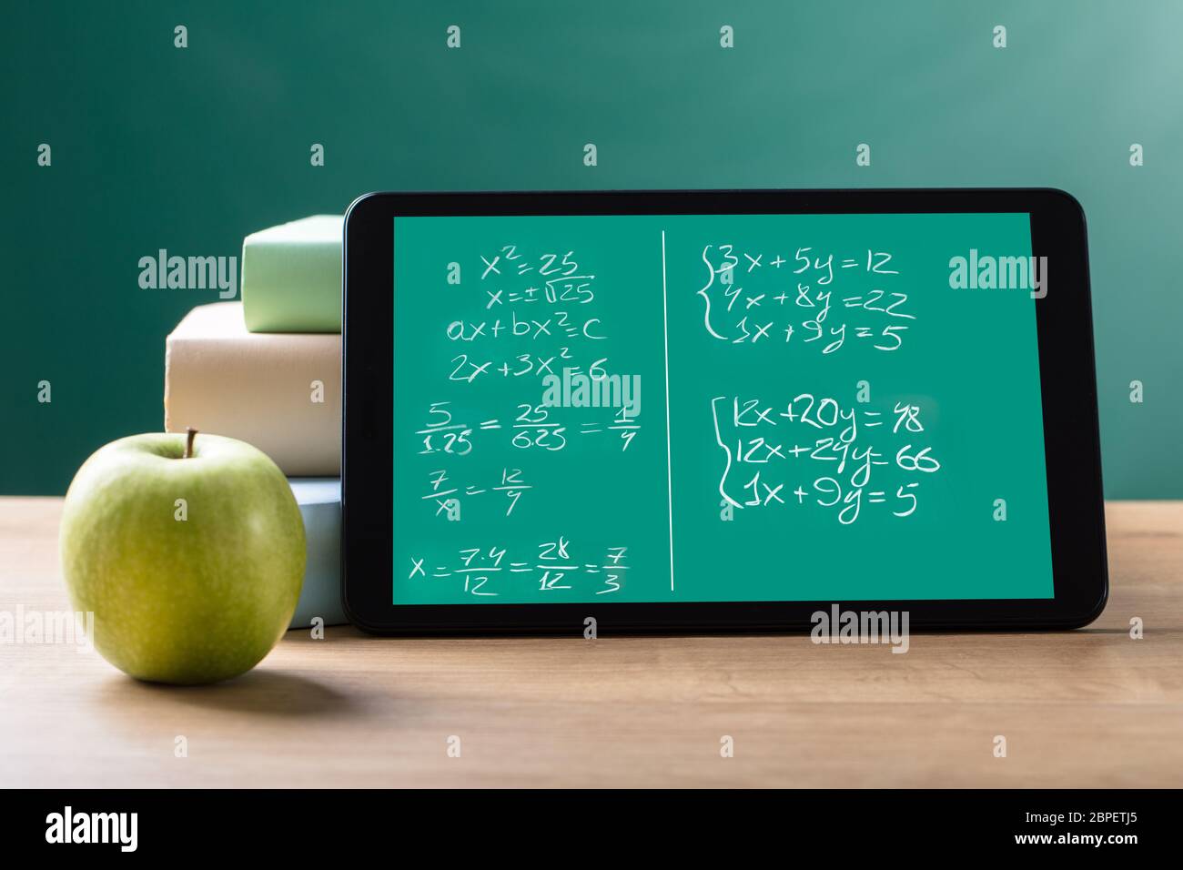 Mathematical equations on screen hi-res stock photography and images ...
