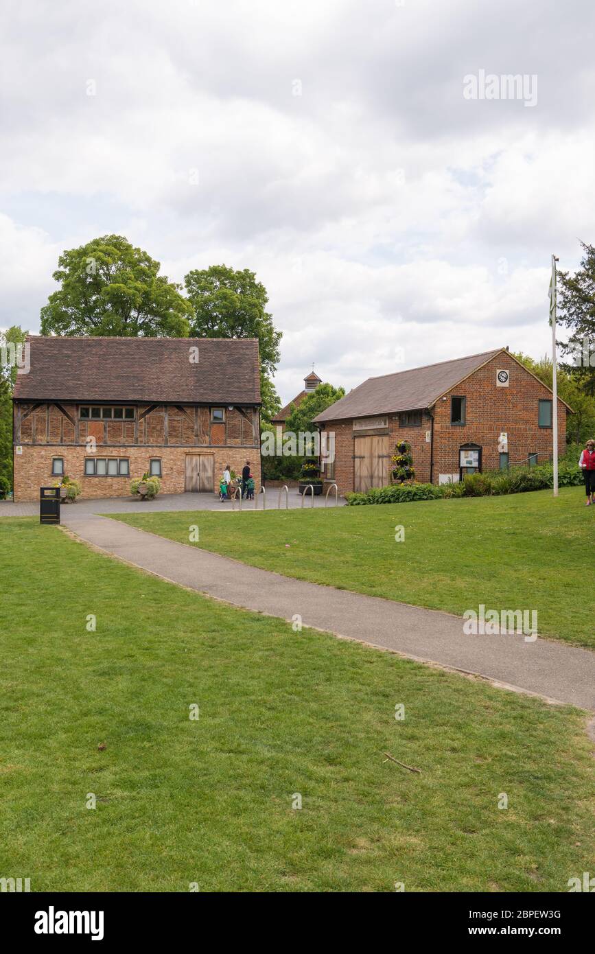 Eastcote cafe hi-res stock photography and images - Alamy