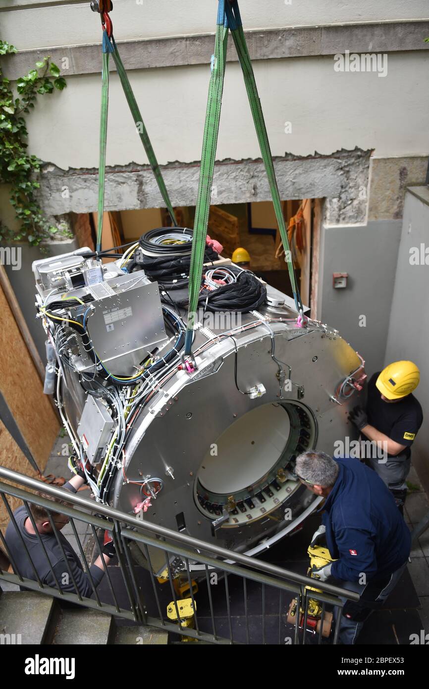 Berlin heart device hi-res stock photography and images - Alamy