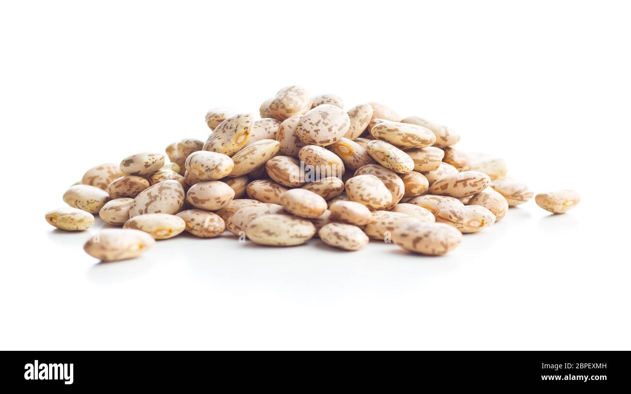 Dried borlotti beans isolated on white background Stock Photo - Alamy