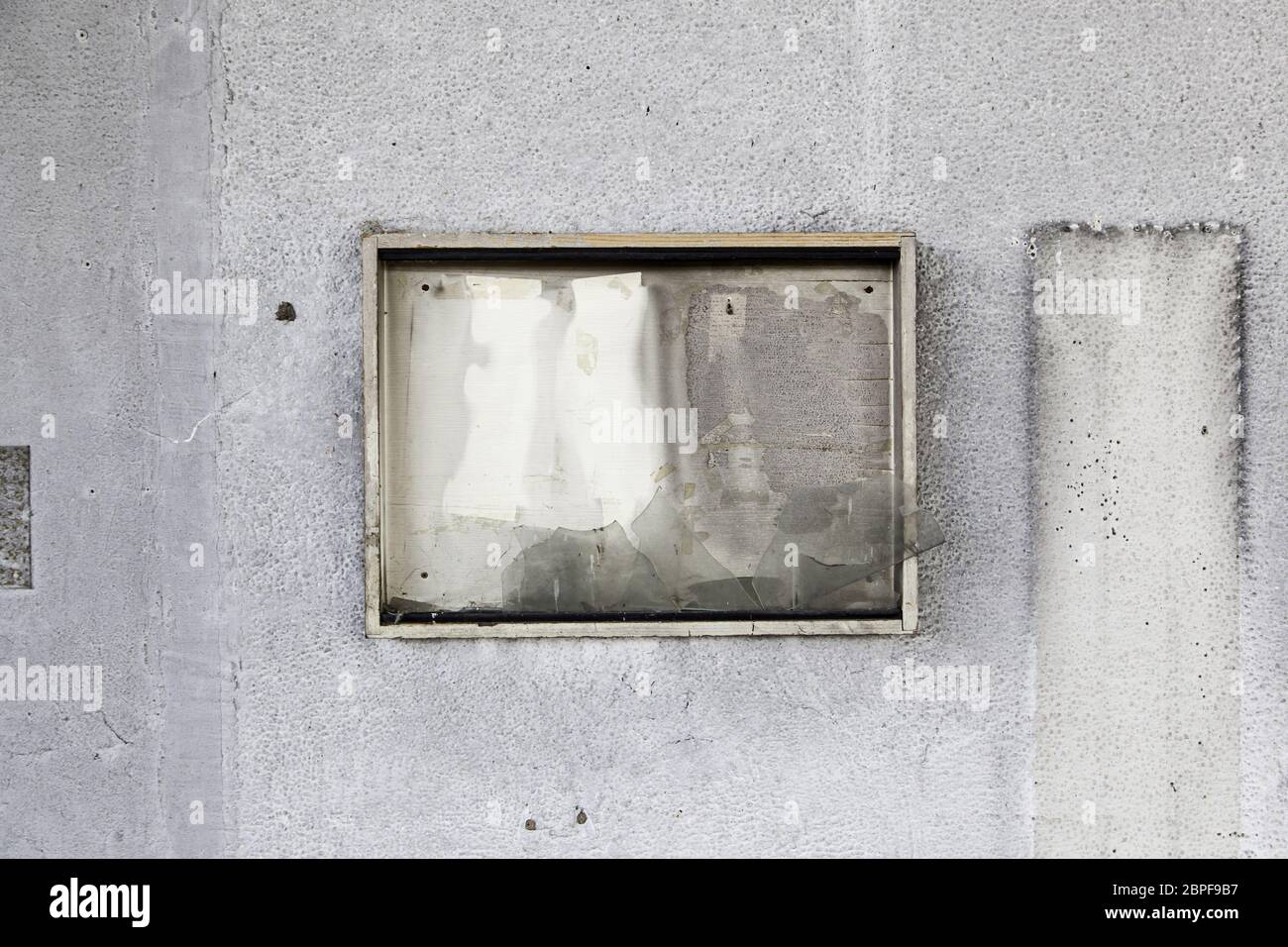 Burned wall, detail of a burned and abandoned building, ruin Stock ...