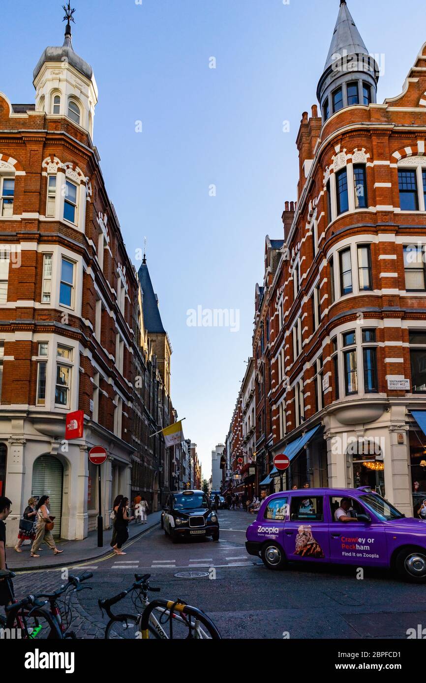 Typical street in London, England, UK Stock Photo - Alamy
