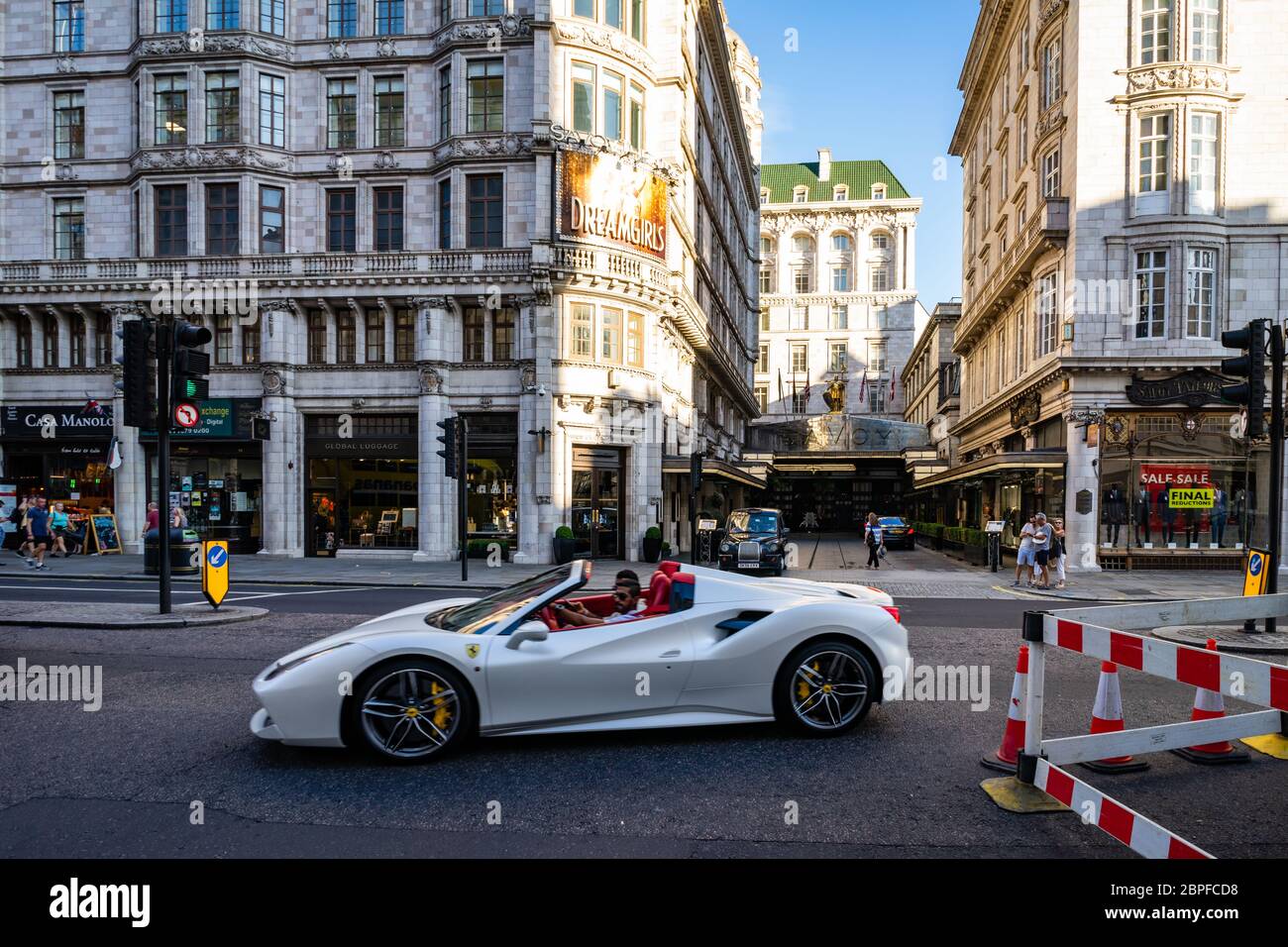 Ferrari supercar in street of London, England, UK Stock Photo - Alamy