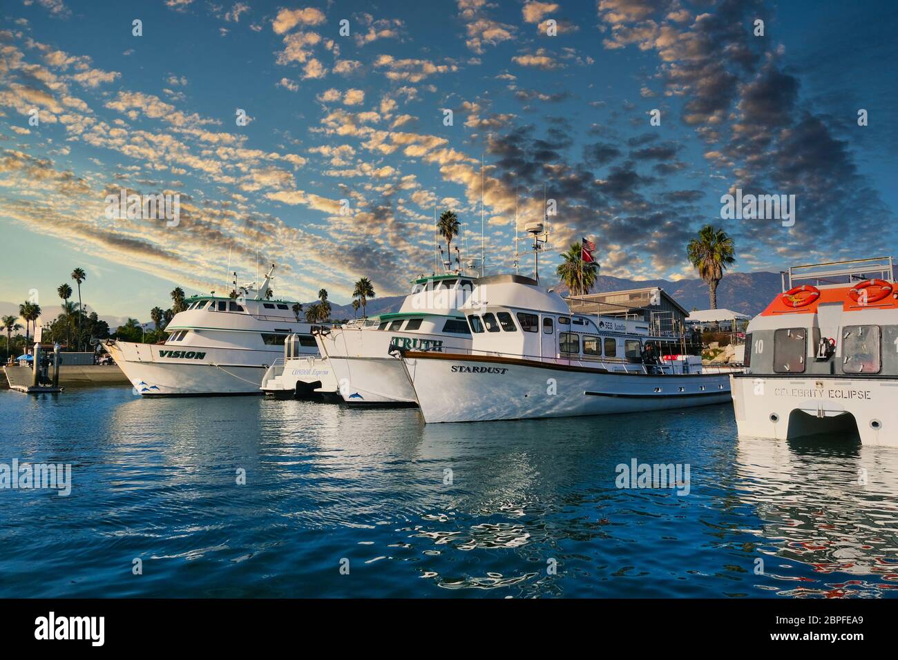 Santa barbara harbor sunset hi-res stock photography and images - Alamy
