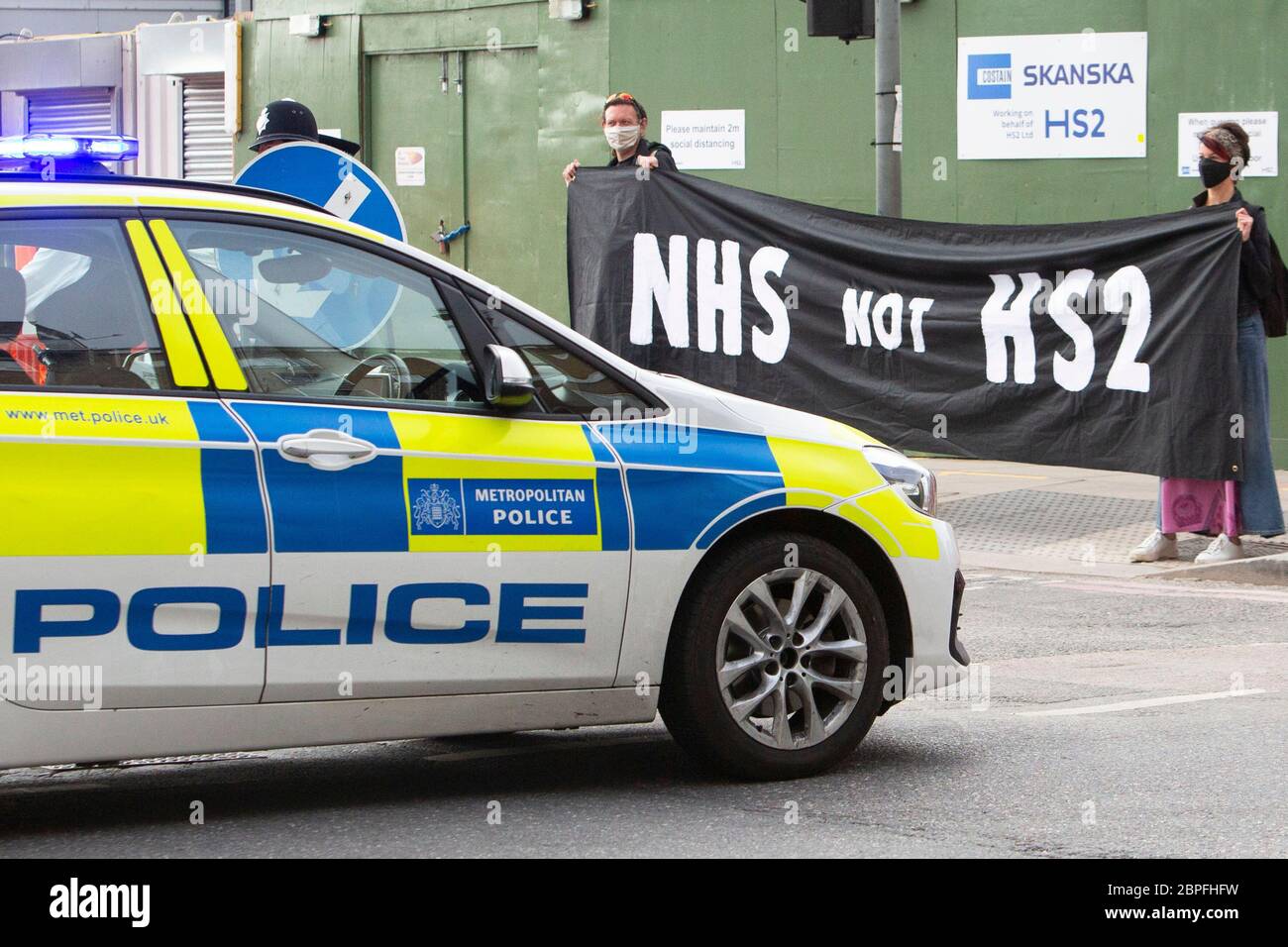 Protestors against hs2 hi-res stock photography and images - Alamy