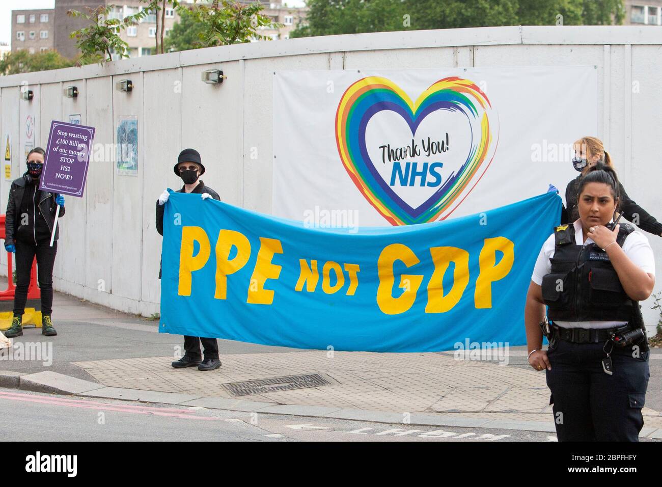 Protestors against hs2 hi-res stock photography and images - Alamy