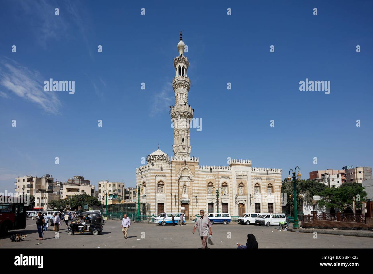 Shrine mosque of Sayyida Aisha, Cairo, Egypt Stock Photo - Alamy