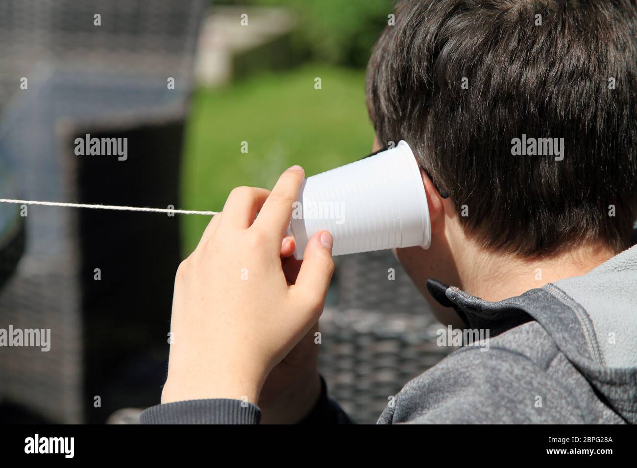 Children Phone Paper Cup Hi res Stock Photography And Images Alamy children-phone-paper-cup-hi-res-stock-photography-and-images-alamy