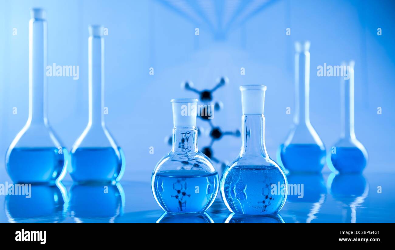 Glassware, Laboratory beakers,Science experiment Stock Photo - Alamy