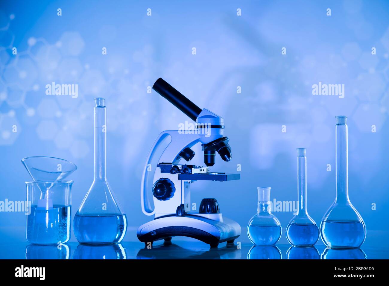 Tinted glassware hi-res stock photography and images - Alamy