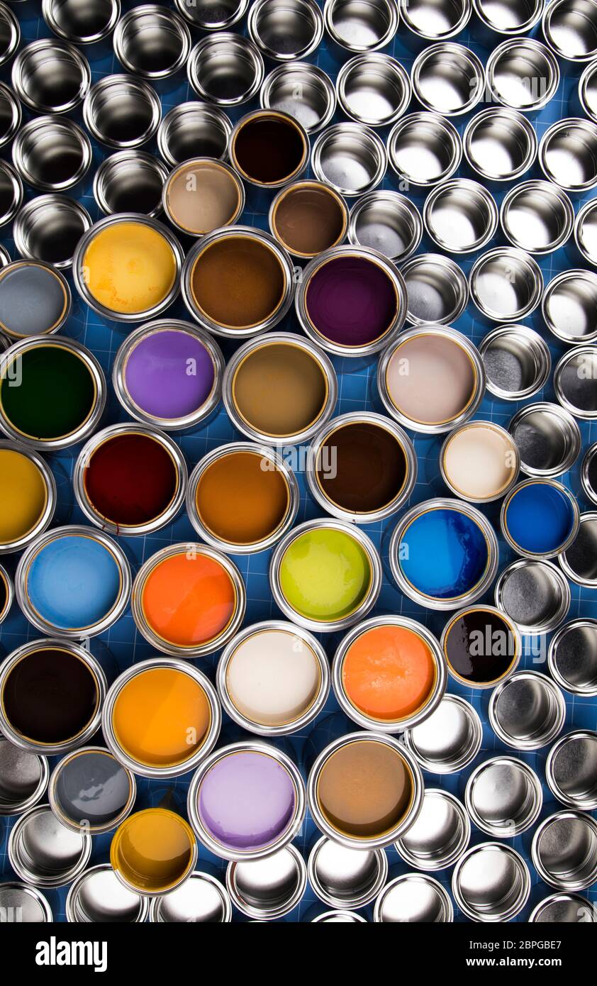 Metal cans with color paint Stock Photo - Alamy